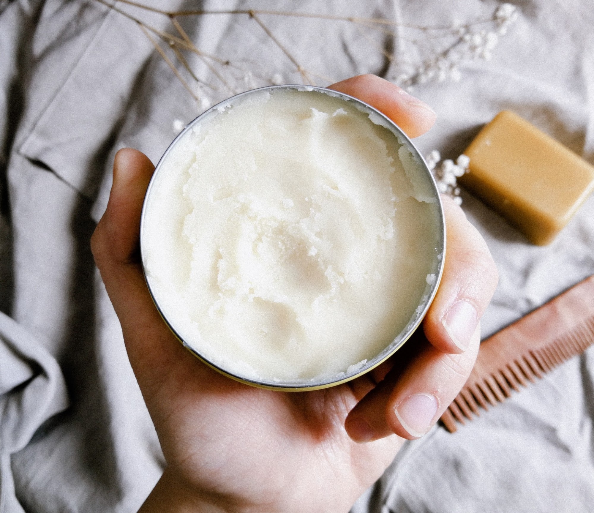 Pommade texturisante pour des cheveux wow | Les Mauvaises Herbes
